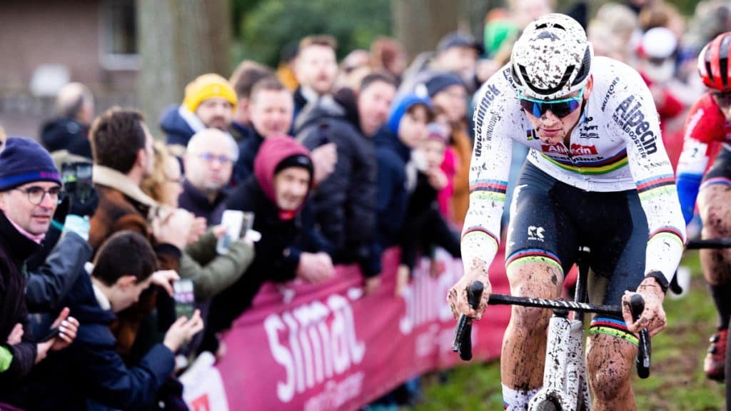 Belgian fans threw urine and beer at Mathieu Van der Poel, reveals a ...